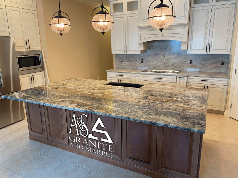 contrast-and-color-beautiful-exotic-quartzite-kitchen-with-full-height ...
