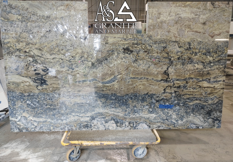 contrast-and-color-beautiful-exotic-quartzite-kitchen-with-full-height ...